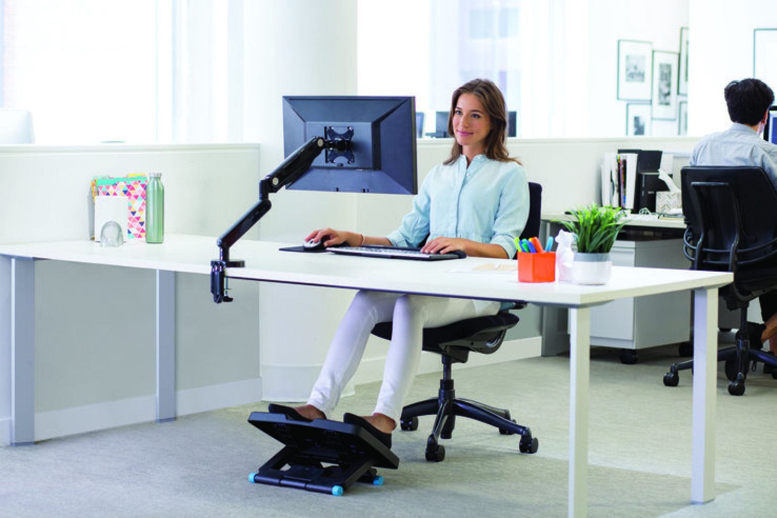 Why Ergonomics Is Important in Workplace? Why Ergonomics Is Important in Workplace?