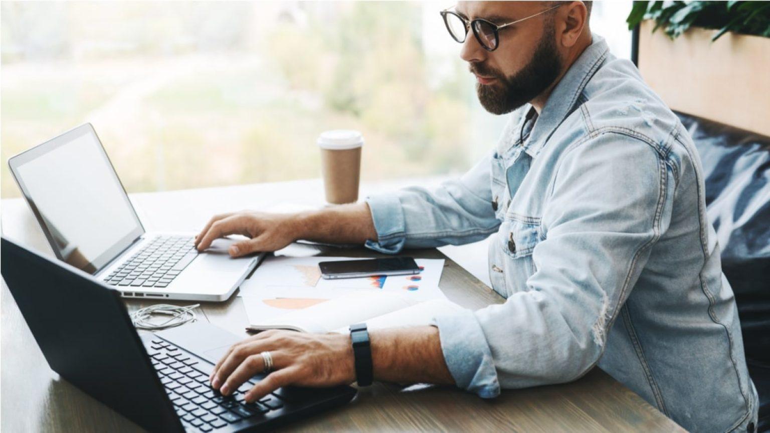 Guides On Working Two Jobs At The Same Time How To Work 